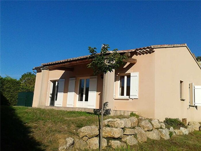 Maison 4 pièces à louer à Faucon