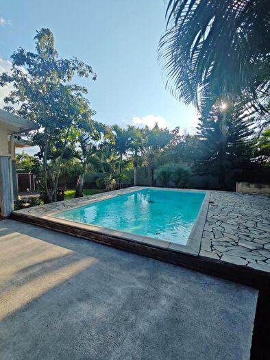 Maison 5 pièces à vendre - Saint-Pierre, Basse Terre les Bas, Basse Terre les Hauts, Les Casernes