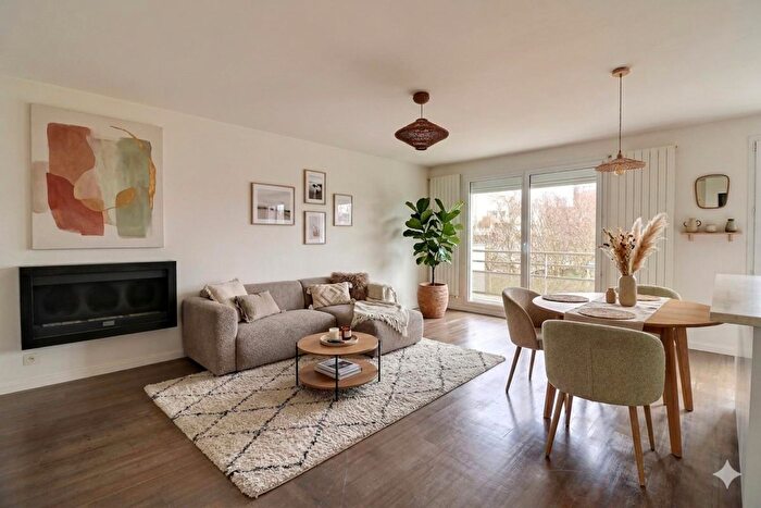 Appartement à vendre - Les Clayes-sous-Bois, Ouest - 3 pièces - 2 chambres