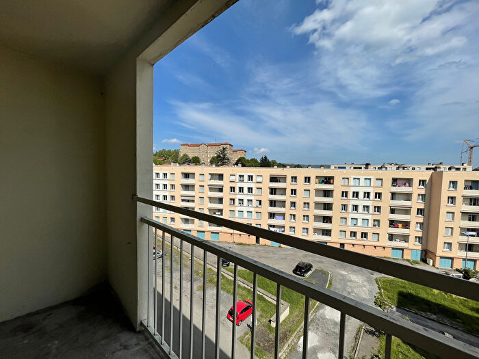 Aubenas, Centre-ville - Appartement 4 pièces à louer