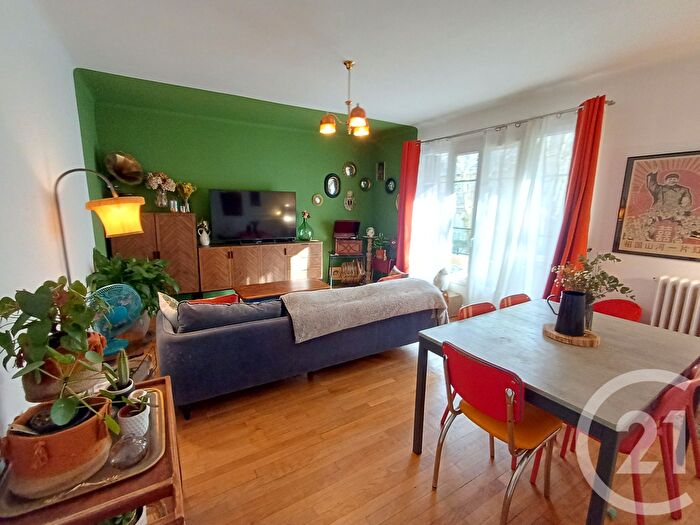 Appartement 3 pièces à Rodez, Centre historique, Vieux-Rodez, à louer