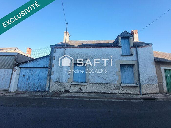 Maison à vendre - Dangé-Saint-Romain - 4 pièces - 2 chambres