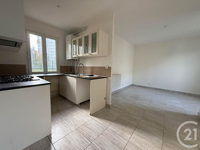 Maison à louer - Pierrefitte-sur-Seine - 4 pièces - 3 chambres