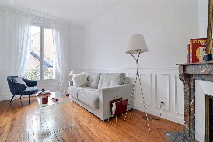 Appartement à vendre - Colombes, Les Vallées - 4 pièces - 2 chambres