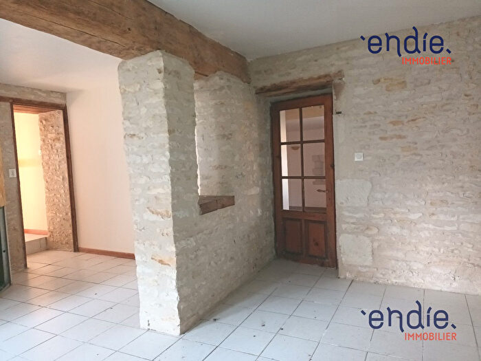 Angliers : Maison 5 pièces à vendre