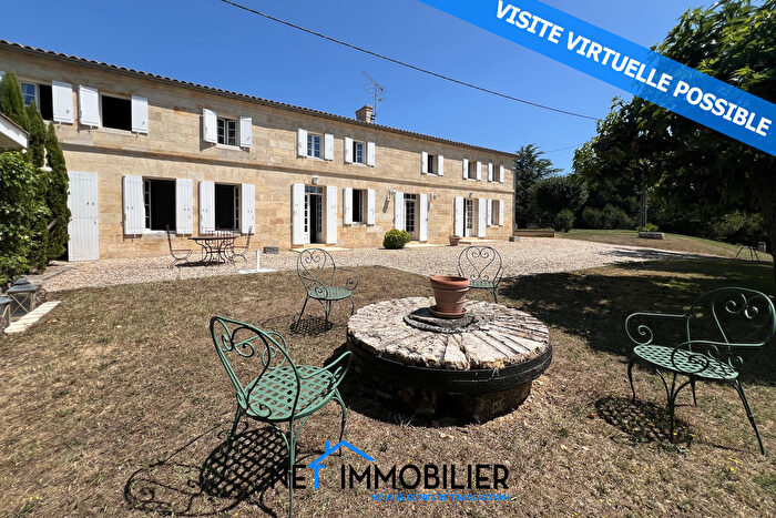 Maison à vendre - Coutras - 9 pièces - 5 chambres