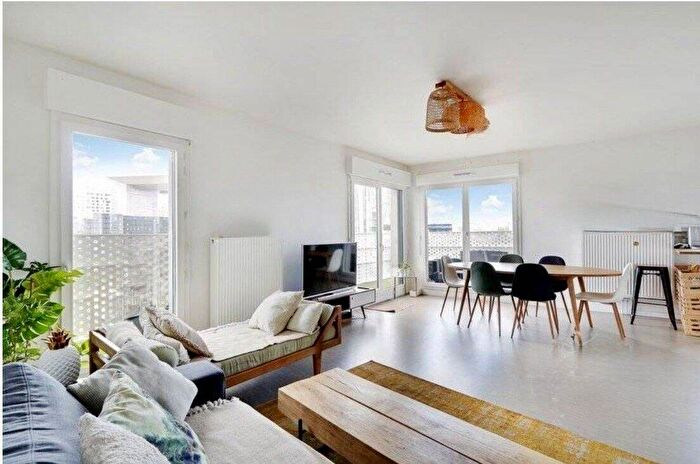 Appartement à louer - Parc-La Boule- Champs Pierreux, Nanterre - 5 pièces - 4 chambres