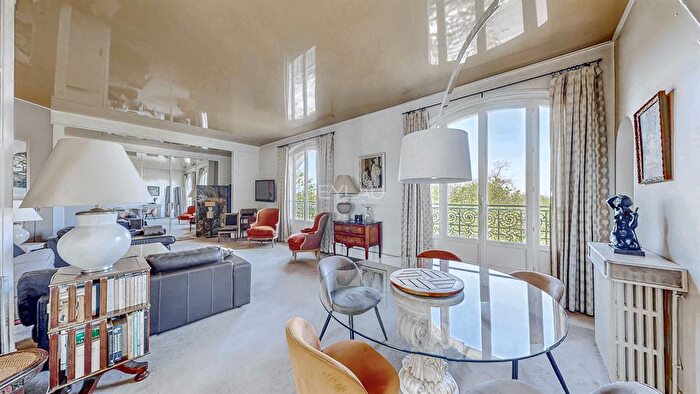 Appartement à vendre - Paris e , Dauphine - 5 pièces - 3 chambres