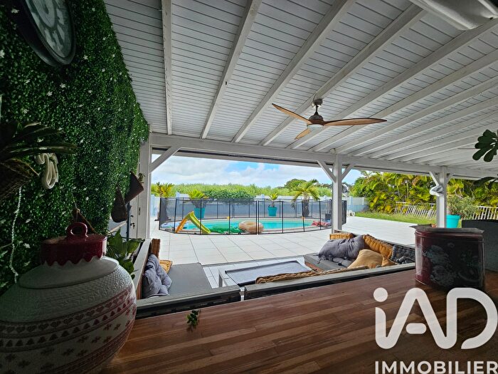 Maison à vendre - Saint-François - 6 pièces - 5 chambres