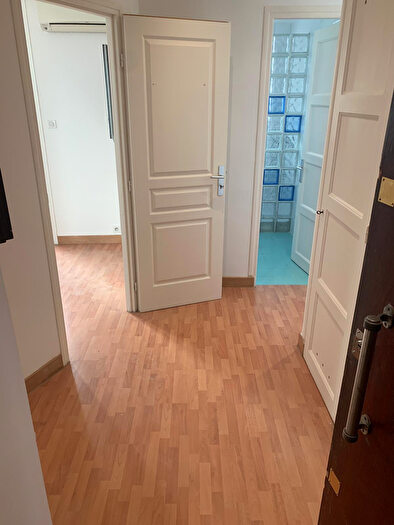 Appartement à louer - Nice, Madeleine - 2 pièces - 1 chambre