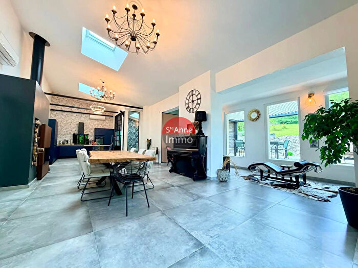 Vaux-en-Amiénois : Maison 7 pièces à vendre