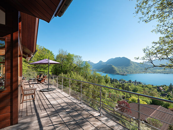 Talloires : Maison 10 pièces à vendre