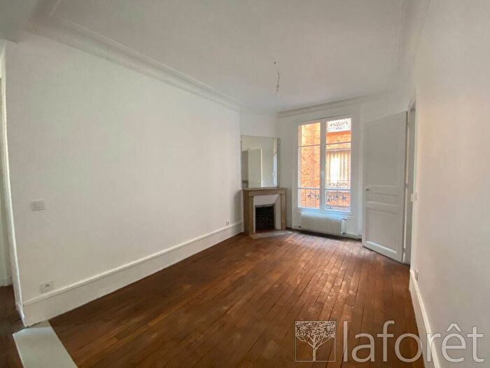 Appartement à louer - Hôtel de Ville-Planchette, Levallois-Perret - 3 pièces - 2 chambres