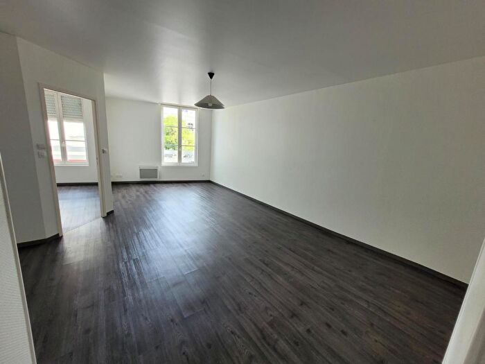 Longué, Longué-Jumelles - Appartement 3 pièces à louer
