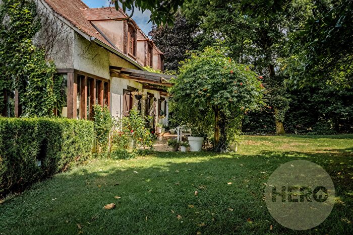 Maison à vendre - Jouars-Pontchartrain - 6 pièces - 4 chambres