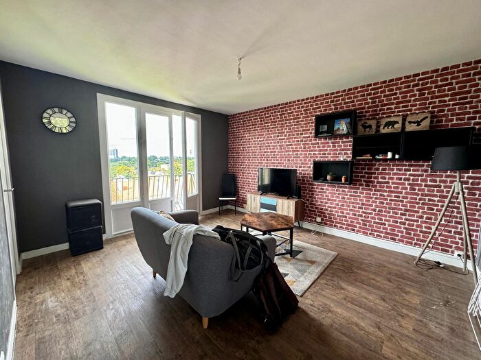 Appartement à louer - Nantes, Sainte-Thérèse, Rond-Point de Vannes - 4 pièces - 3 chambres