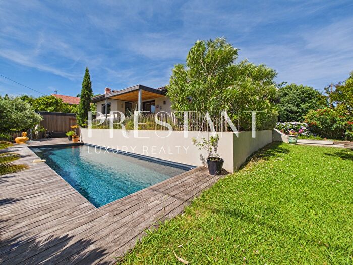 Maison 6 pièces à Biarritz, Larrepunte, République, à vendre
