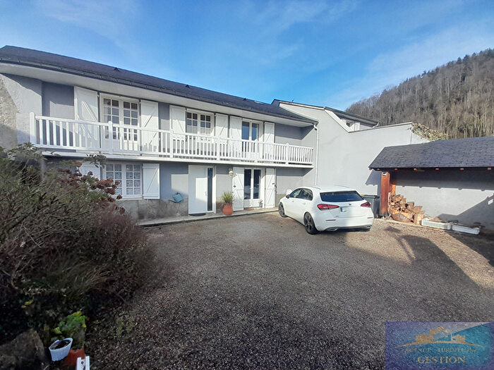 Maison à vendre - Saint-Pé-de-Bigorre - 7 pièces - 5 chambres