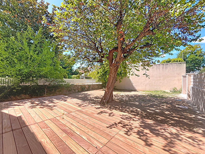 Maison à vendre - Nîmes, Gare - 5 pièces - 4 chambres