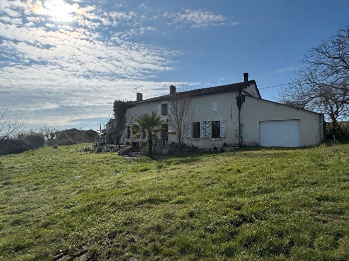 Maison à vendre - Nonaville - 6 pièces - 3 chambres