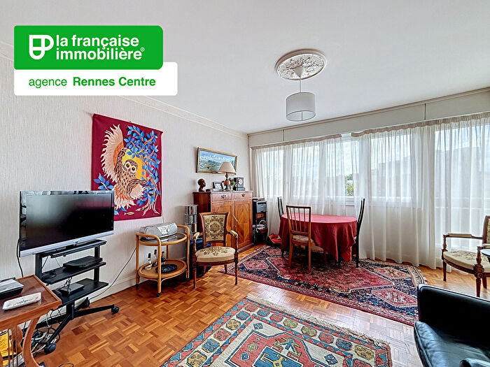 Quartiers Centre, Colombier - Appartement 3 pièces à vendre
