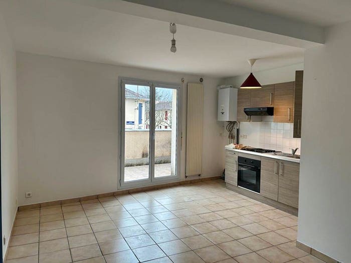Appartement 3 pièces à louer - Médoquine-Haut-Brion, Talence