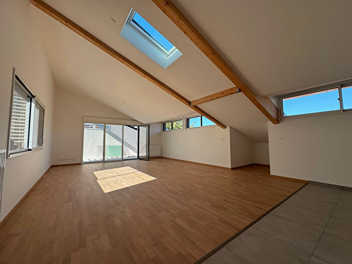 Appartement à vendre - Toulouse, Saint-Cyprien - 4 pièces - 3 chambres