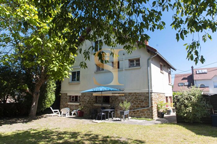 Sainte-Geneviève-des-Bois, Georges Pitard - Maison 5 pièces à vendre
