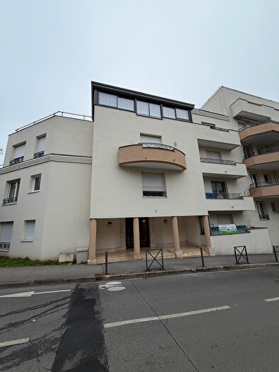 Appartement à louer - Châtillon, Savoie, Brossolette - 1 pièce