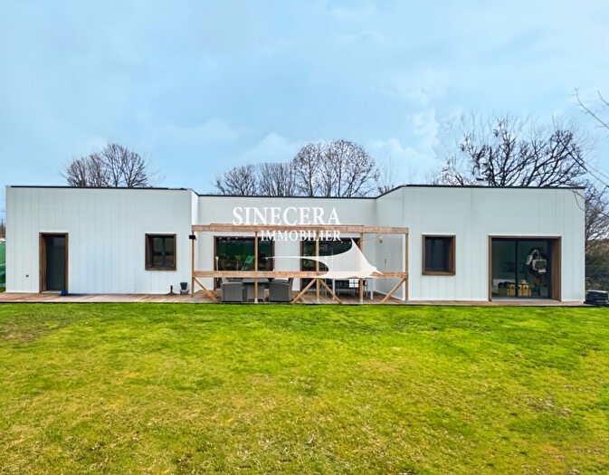 Maison à vendre - Villetoureix - 10 pièces - 6 chambres