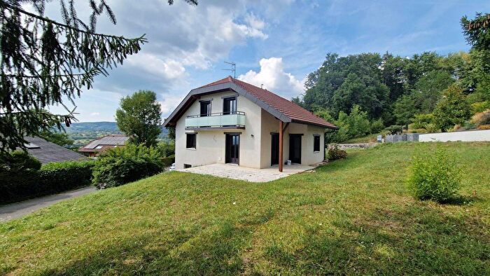 Maison 5 pièces à louer à Fillière