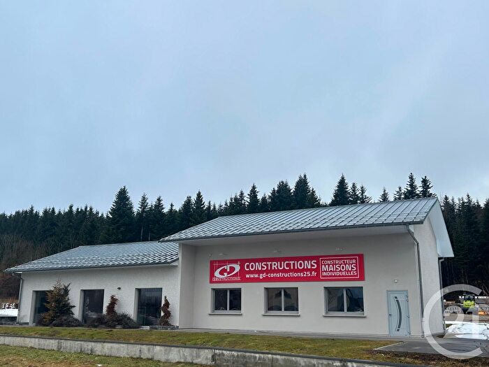 Maison à vendre - Les Fontenelles - 7 pièces - 4 chambres