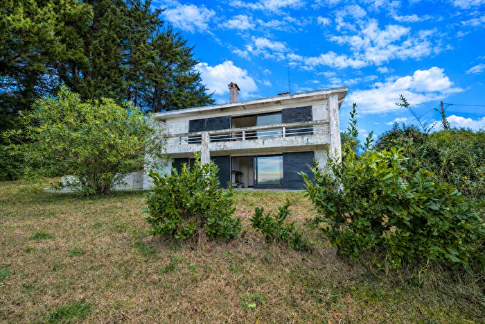 Maison à vendre - Hendaye, Ville - 6 pièces - 4 chambres
