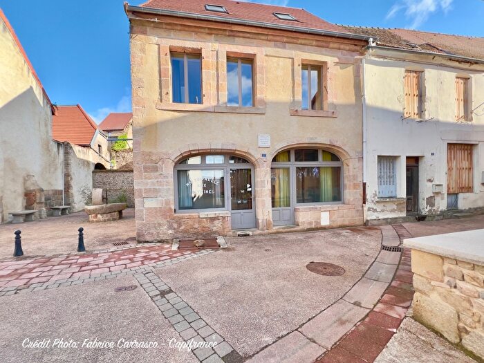 Maison 4 pièces à vendre à Montaigut