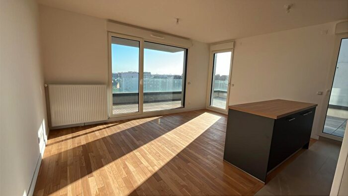 Appartement 3 pièces à Colombes, Charles de Gaulle, à louer