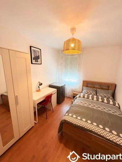 Appartement 1 pièce à Pyramides Centre, Évry-Courcouronnes, à louer