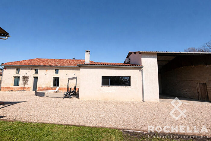 Maison à vendre - Bercloux - 5 pièces - 3 chambres