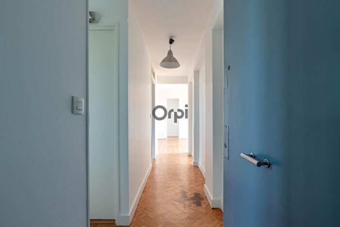 Appartement 4 pièces à Joinville-le-Pont, Europe, à vendre