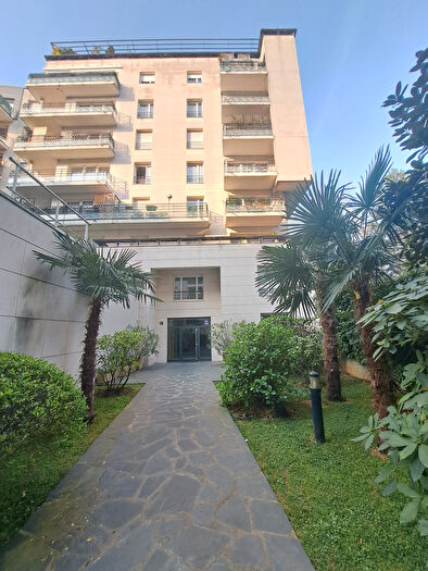 Appartement à vendre - Paris e , Buttes Chaumont, Laumière, Manin - 4 pièces - 3 chambres