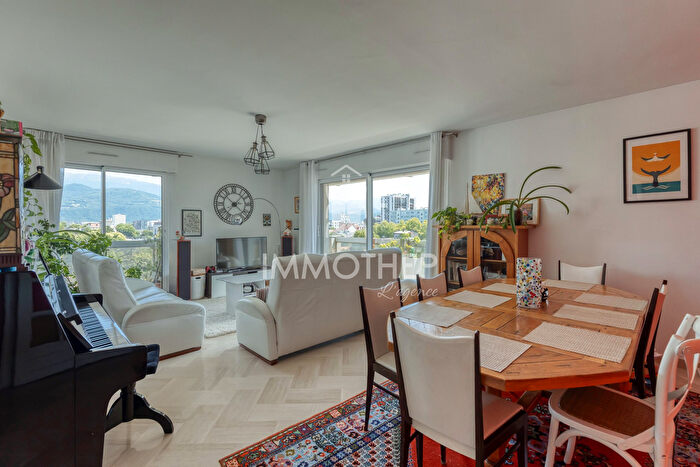 Appartement 5 pièces à vendre à Grenoble, Eaux-Claires, Mistral