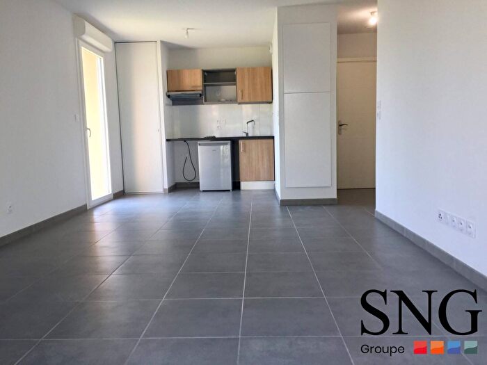 Appartement à louer - Roques - 2 pièces - 1 chambre