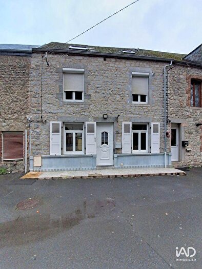 Maison à louer - Givet - 5 pièces - 3 chambres