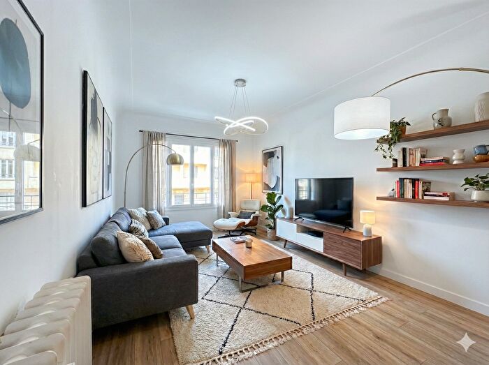 Appartement à vendre - Aix-en-Provence, Val Saint-André - 3 pièces - 2 chambres