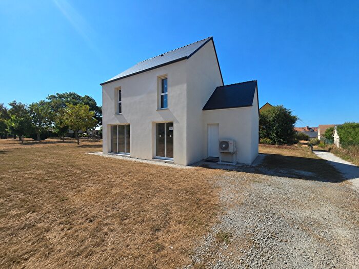 Auvers-le-Hamon : Maison 6 pièces à vendre