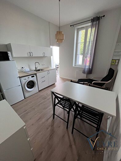 Bien Assis, Clermont-Ferrand : Appartement 1 pièce à louer