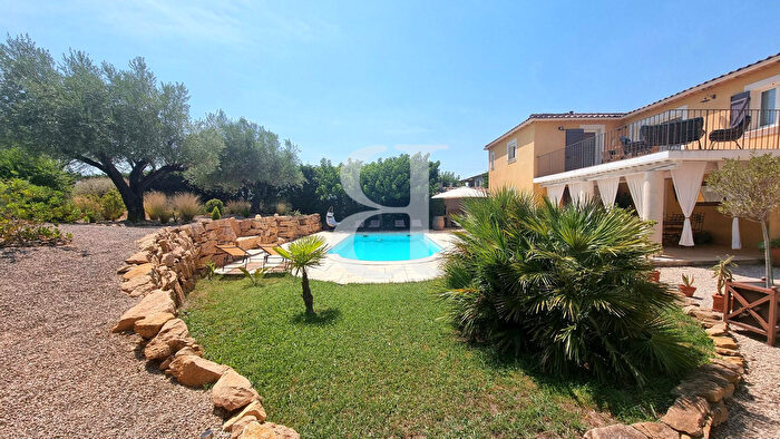Sarrians - Maison 8 pièces à vendre