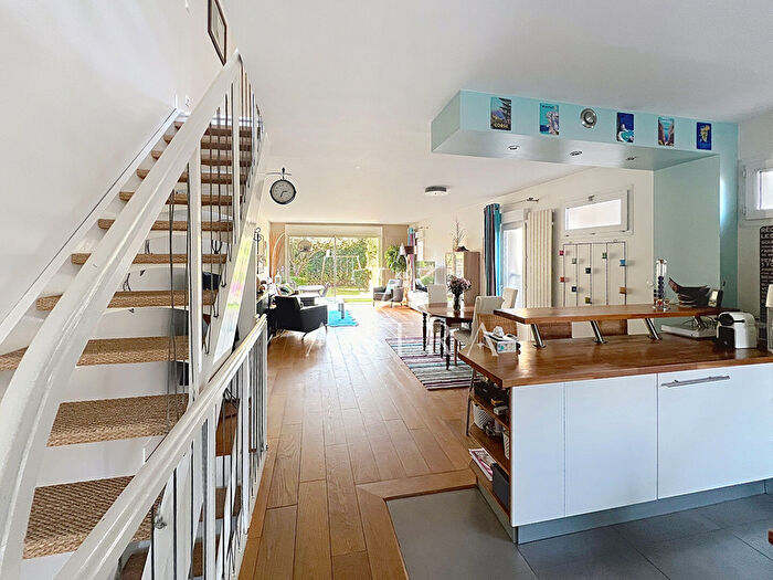 Maison à vendre - Antony, Croix de Berny - 6 pièces - 5 chambres