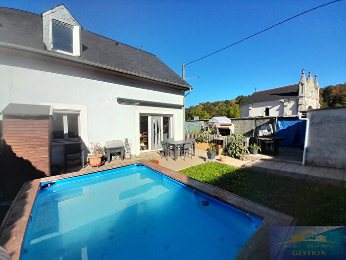 Maison 4 pièces à vendre à Adé