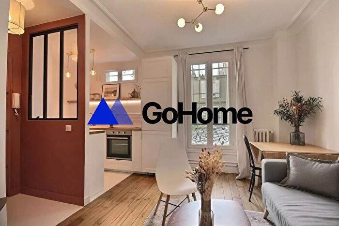 Appartement à louer - La Fourche-Guy Môquet, Paris ème arrondissement - 2 pièces - 1 chambre