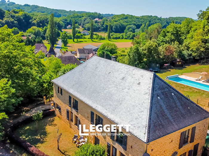 Maison à vendre - Sainte-Nathalène - 11 pièces - 7 chambres